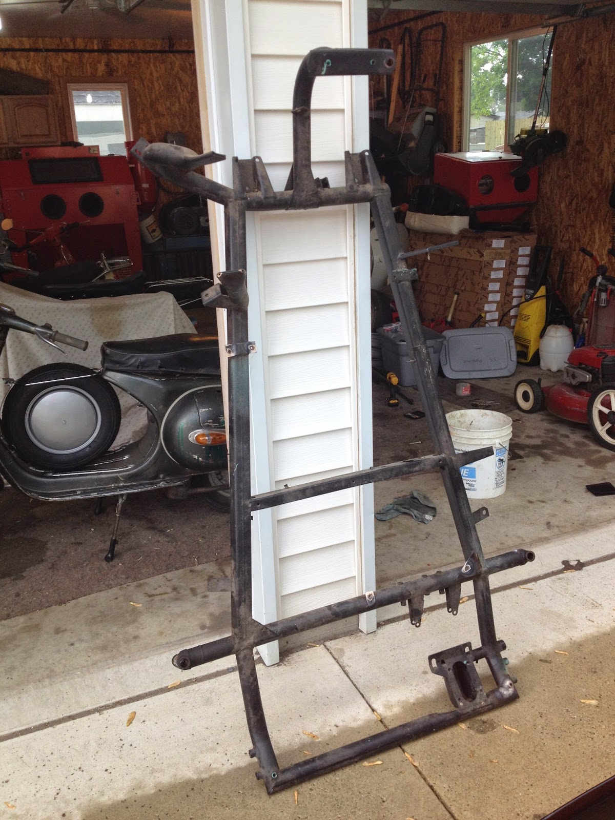 BMW Isetta Bubble Window Restoration Blog: frame strip, fix and repaint