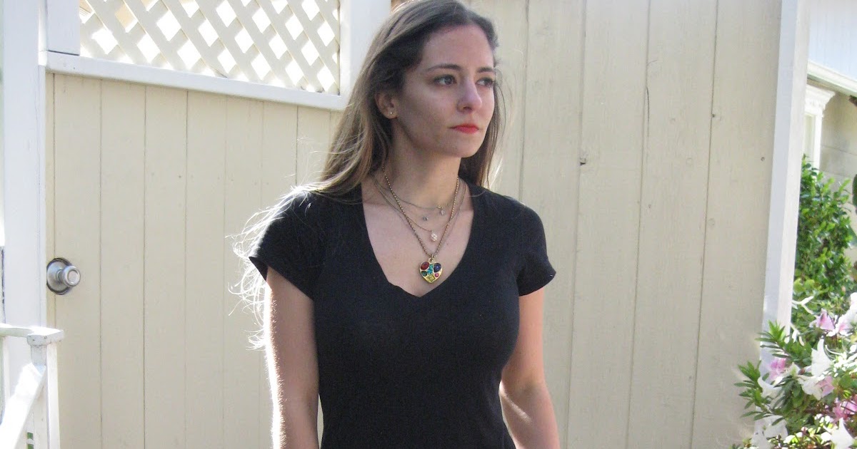 Bedazzles After Dark: Outfit Post: April Flowers