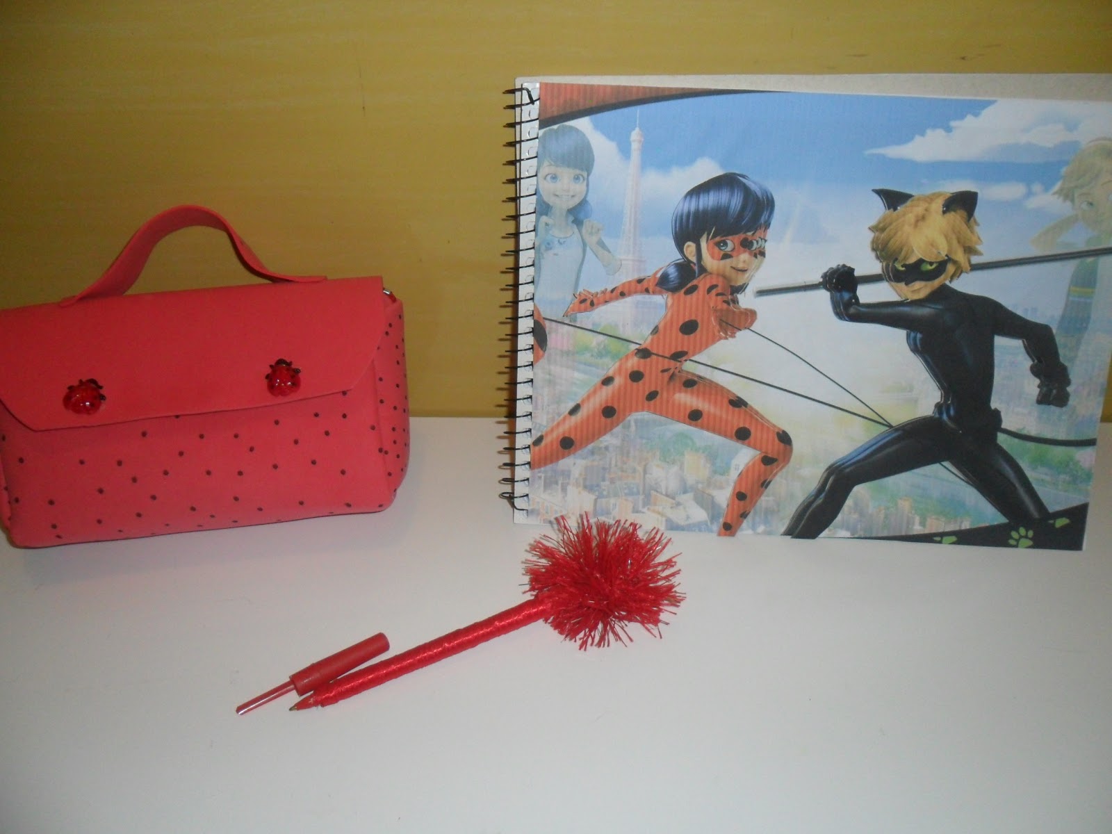 Bibi Leitura : Como Fazer Material Escolar da Miraculous Ladybug