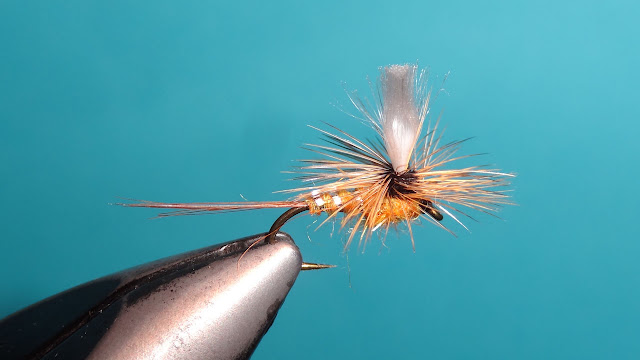 Megan- muste artificiale