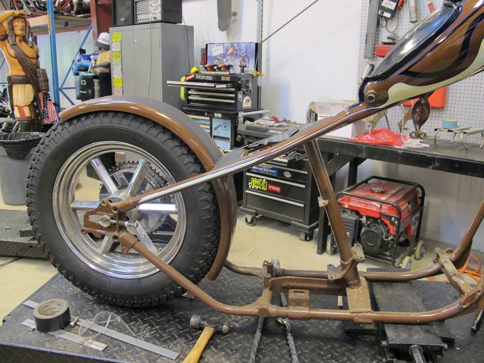 Dixie Delux: Know Your Man's Motorcycle: Hardtailing your Softtail?