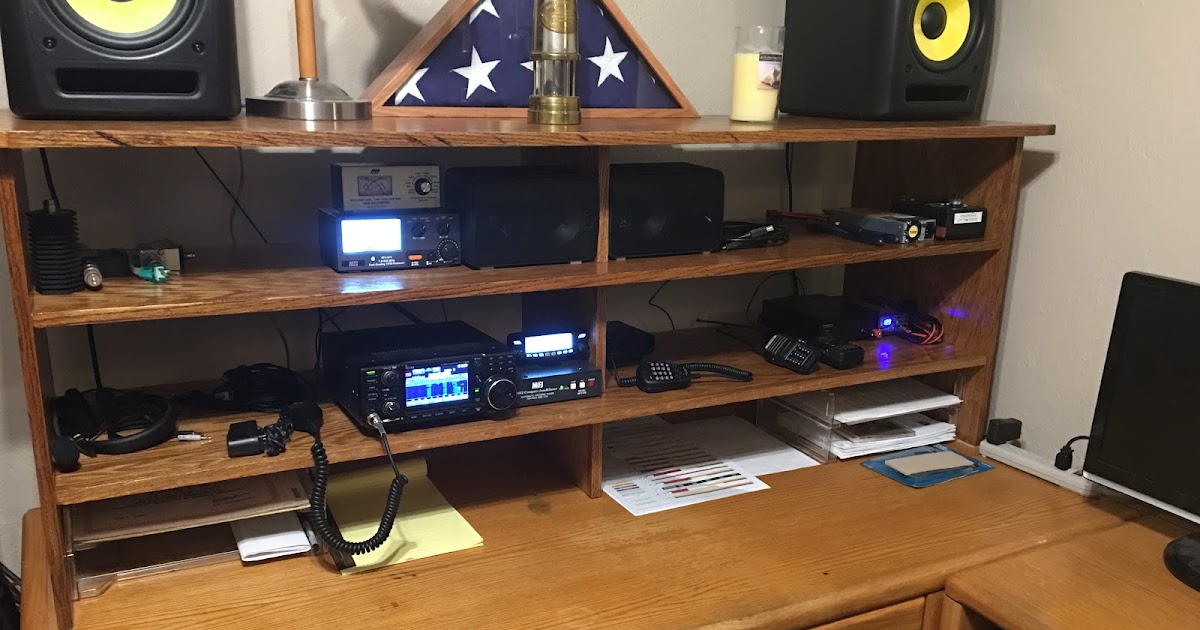 WV8TIM: Ham shack shelving