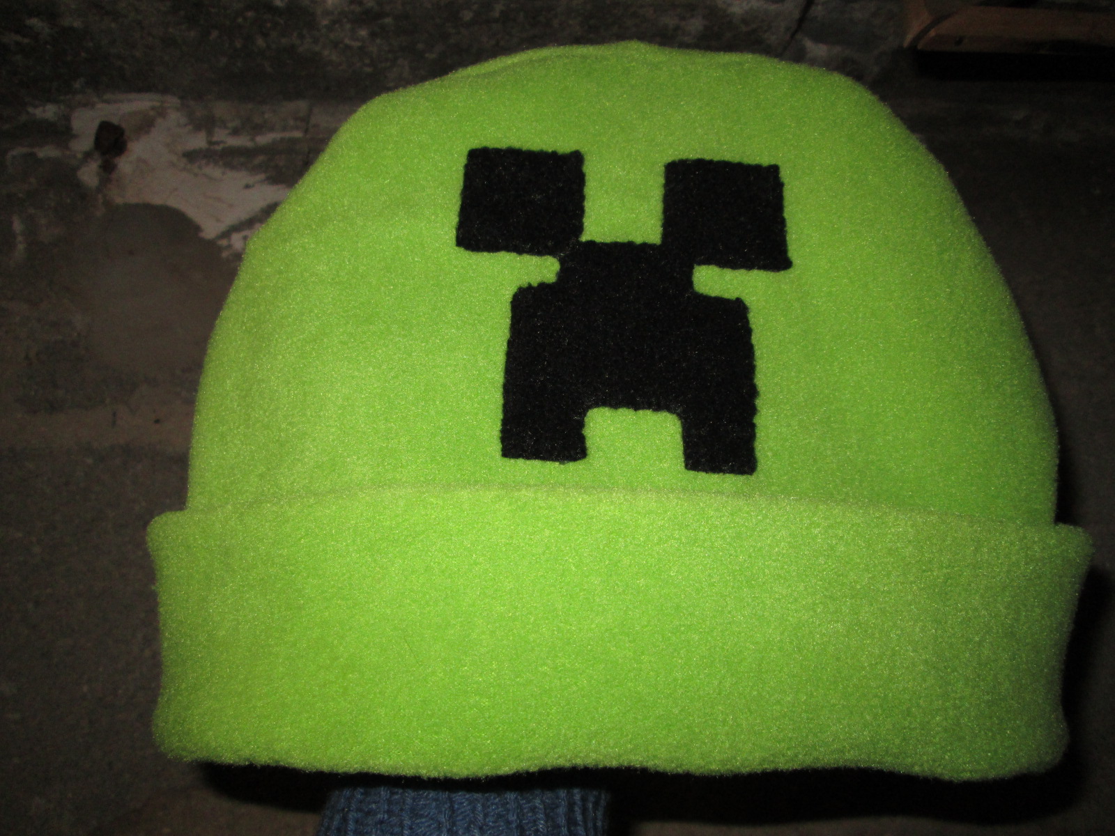 Gorro Creeper Minecraft.