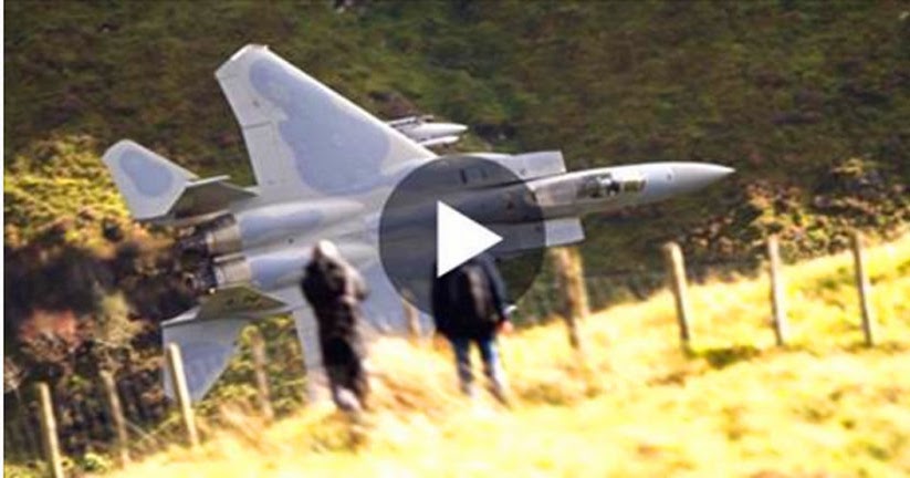 This is the Lowest Flying Jet Site In The World - The Discover Reality