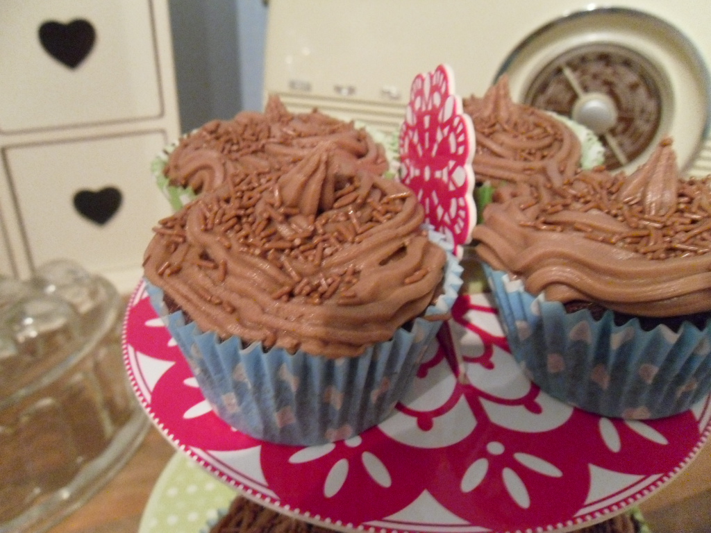 One Girl's World: Choccy woccy cupcakes