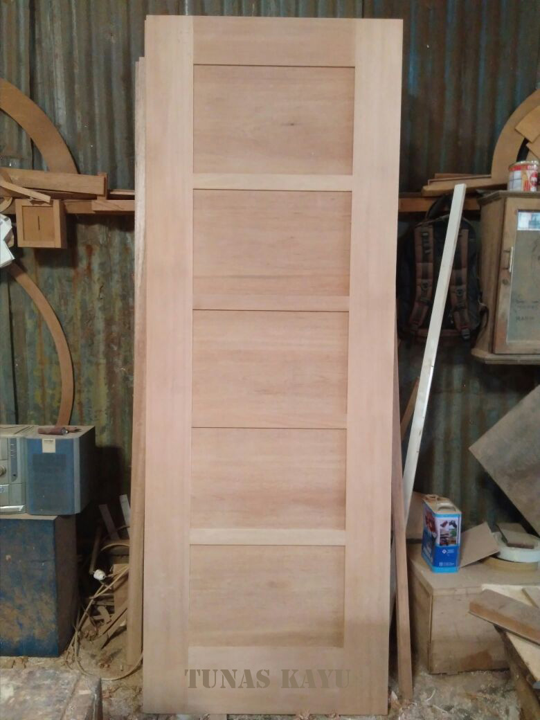 Pekerjaan kami ~ TUNAS KAYU