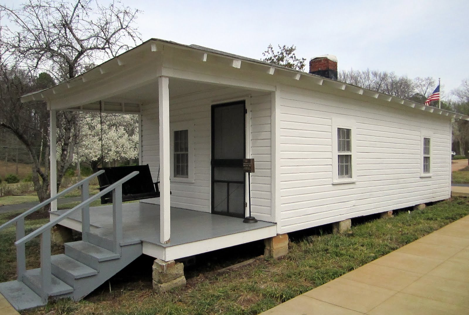 Hasty Pics: Elvis Presley Birthplace - Tupelo, Mississippi