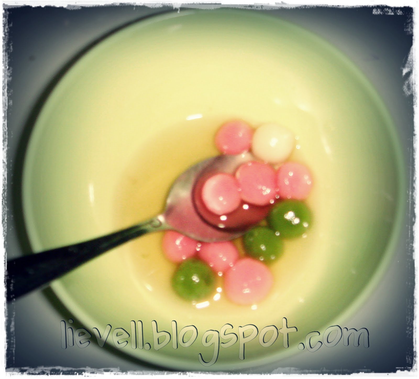 Simply-hood: Miscellaneous : Onde-onde