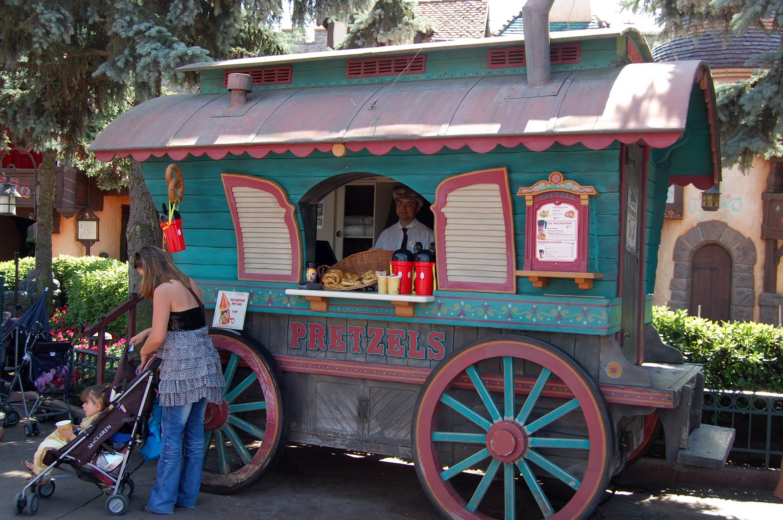 DisneyShawn: Pinocchio Village