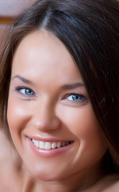 Best Celebrity Wallpapers: Beautiful Faces HQ Wallpapers