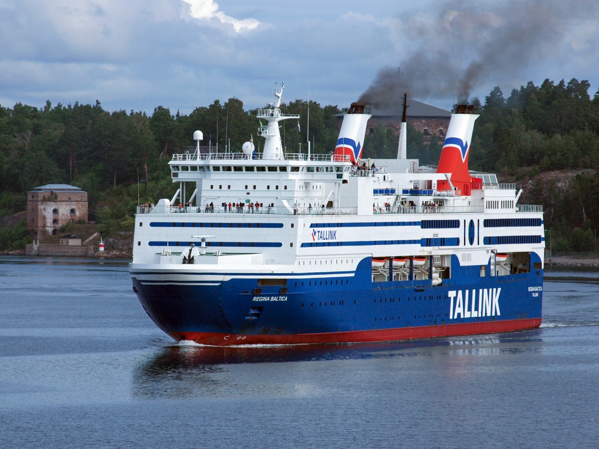 FERRYBALEAR: La Naviera Baleària, incorpora al Ferry "Regina Báltica" a ...