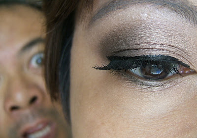 What Goes Behind Those Close-up Eye Shots - The Shades Of U