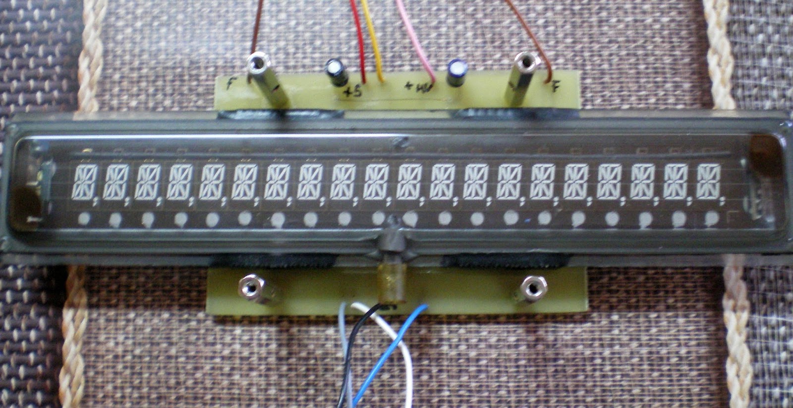 Arduino tehNiq: Itron FG209M2 vfd display controlled by Arduino via 2 ...