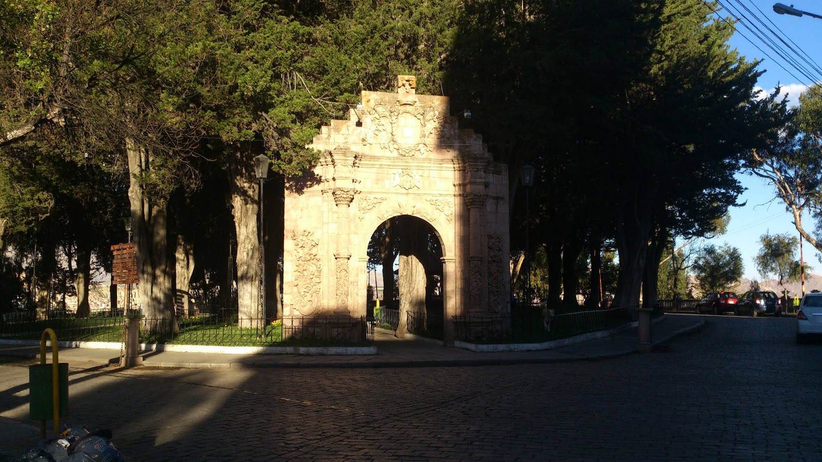 Yaaa!: El Monticulo - El Comienzo | La hermosa vista de la ciudad de La Paz