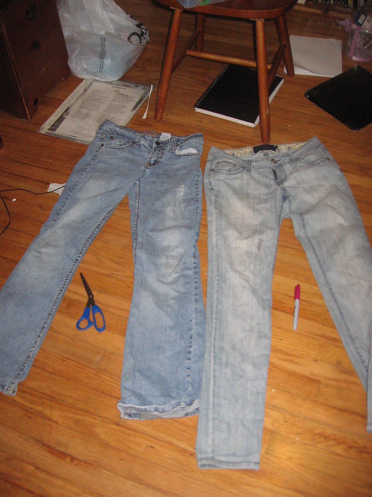 Pretty DIY: DIY Jeans-to-Skinny Jeans