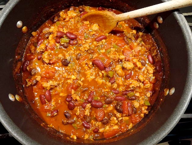 The Briny Lemon: Two-Bean Chili with Spicy Chicken Sausage