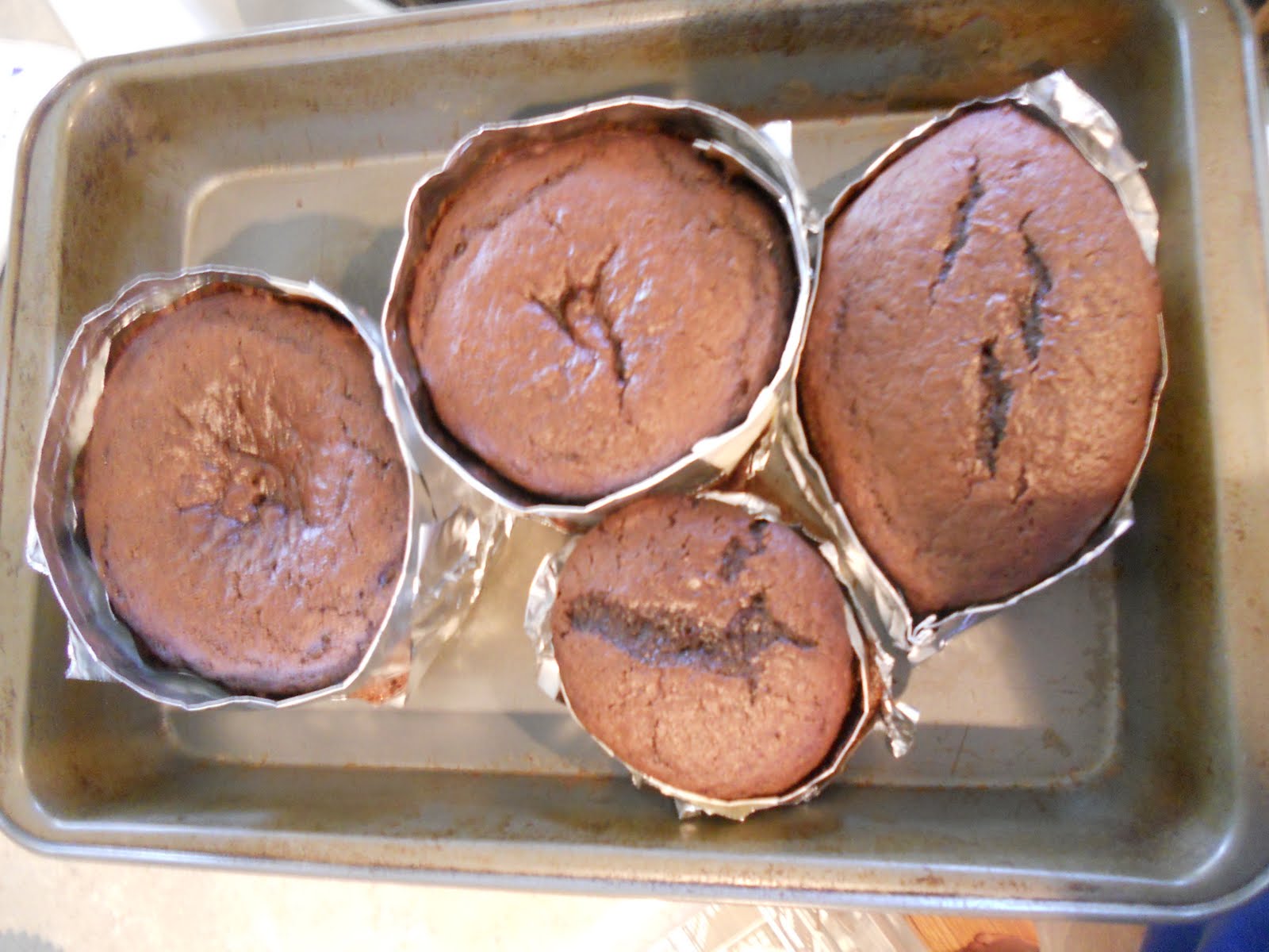 A Simple Life: How to Make a Ball Birthday Cake