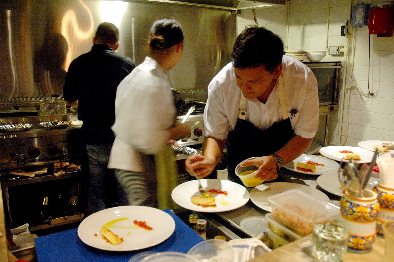 DUDE FOR FOOD: Open The Red Light: A Preview of Bait's Seafood Restaurant