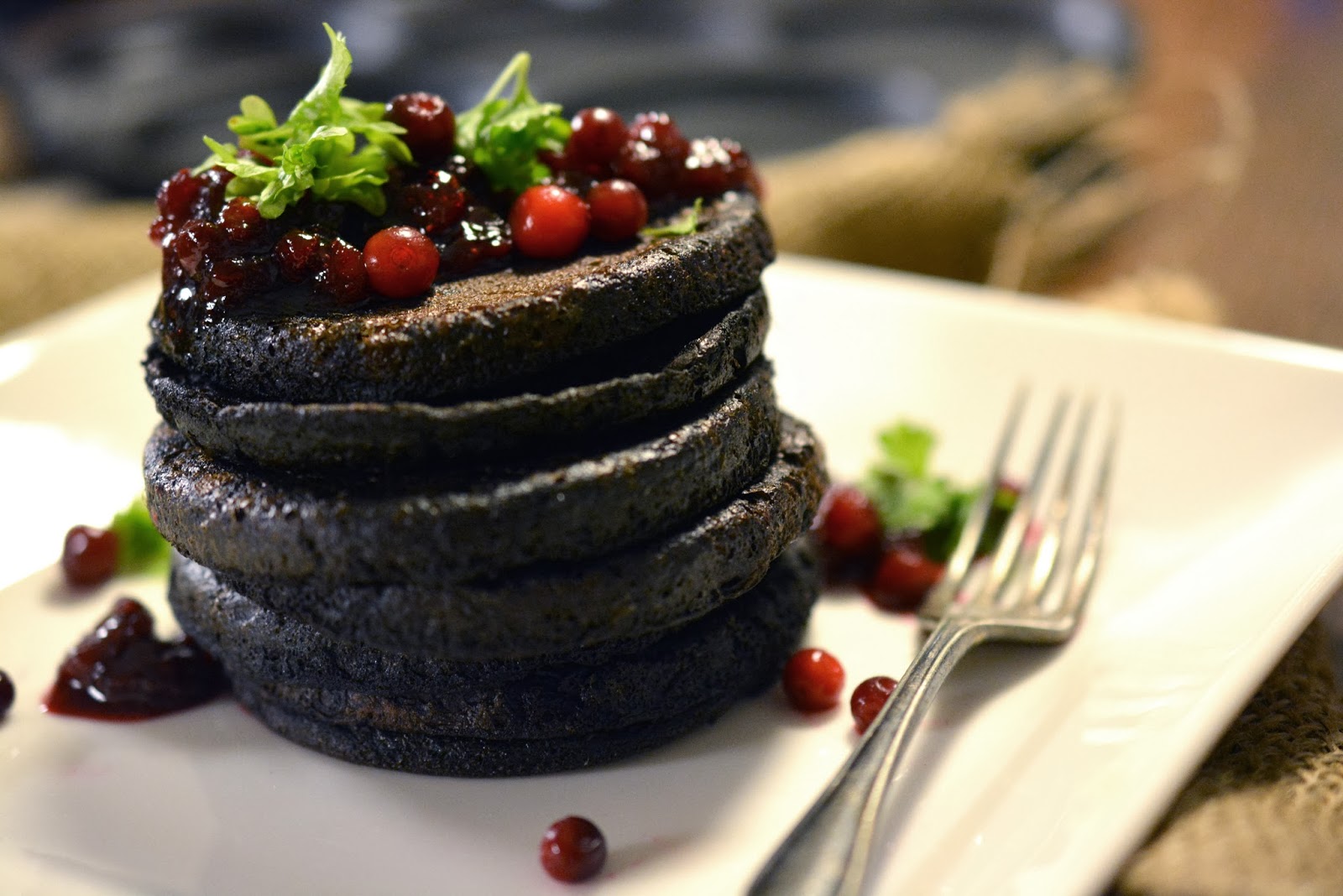 Perinneruokaa prkl!: Ruuanlaitto voi olla "veristä" touhua; verilettuja