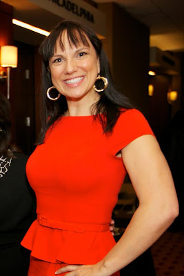 CHERENFANT: Shellie Hipsky Wins Award