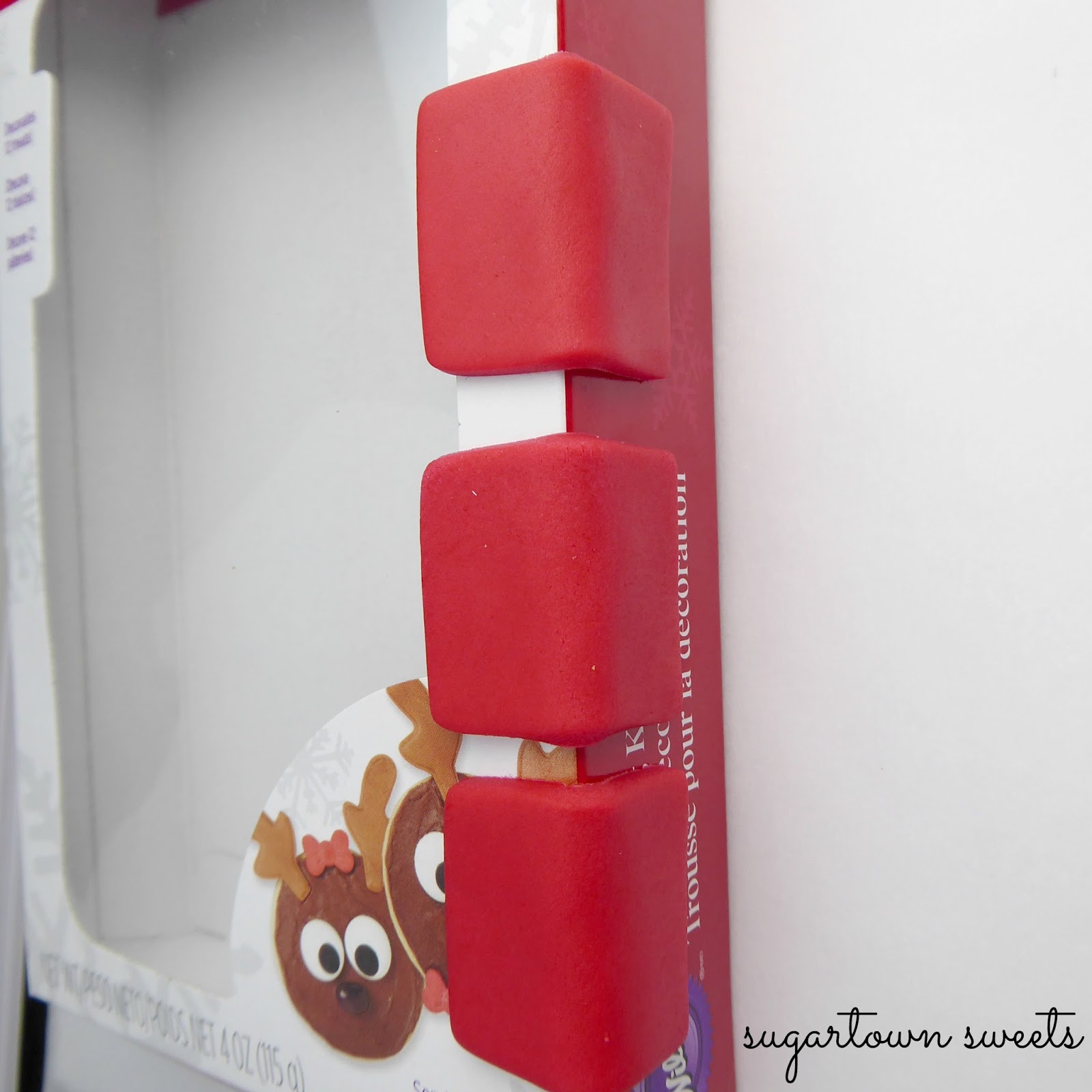 Sugartown Sweets: Singing Reindeer Cookies!