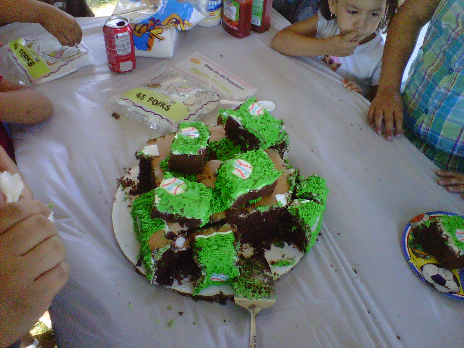 Diana's Cakes: "Dodgers" Baseball Cake