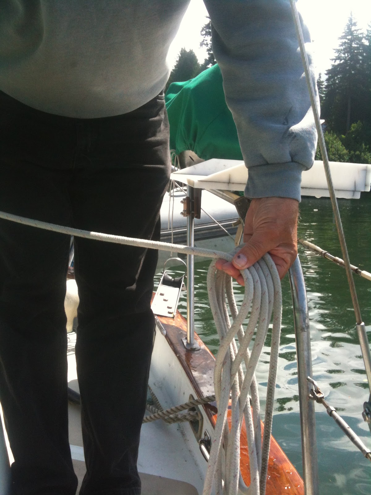 Windborne in Puget Sound: How to: Coil a line