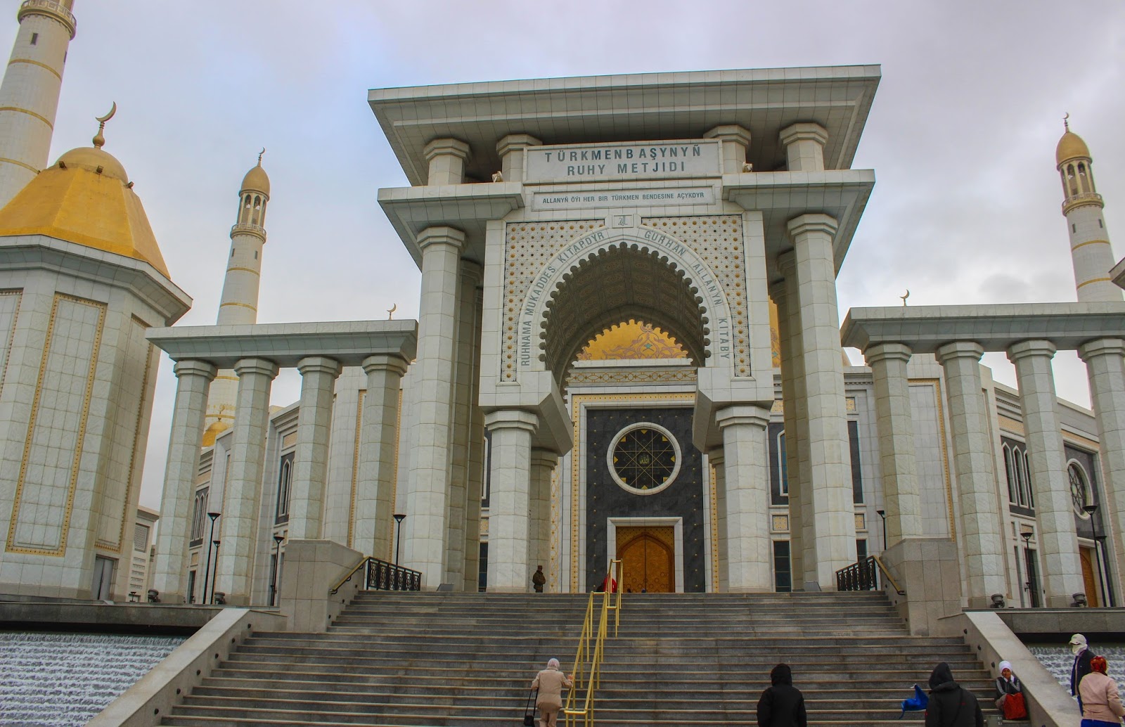 Cannundrums: Turkmenbashi Ruhy Mosque - Ashgabat
