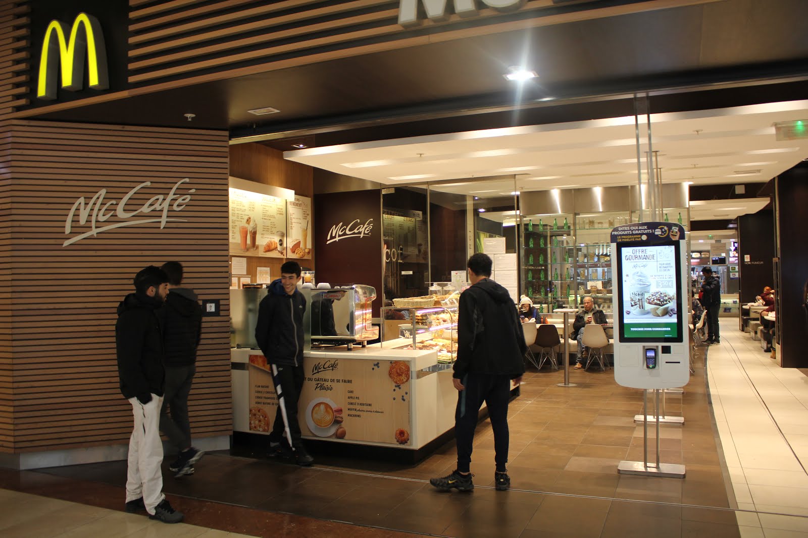 Stay, Stray, Play and Feast: McDonald’s Galeries Lafayette : Feel at ...