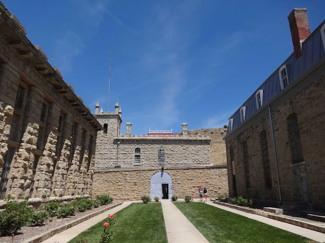 More Golden Years: Old Idaho Penitentiary visit.