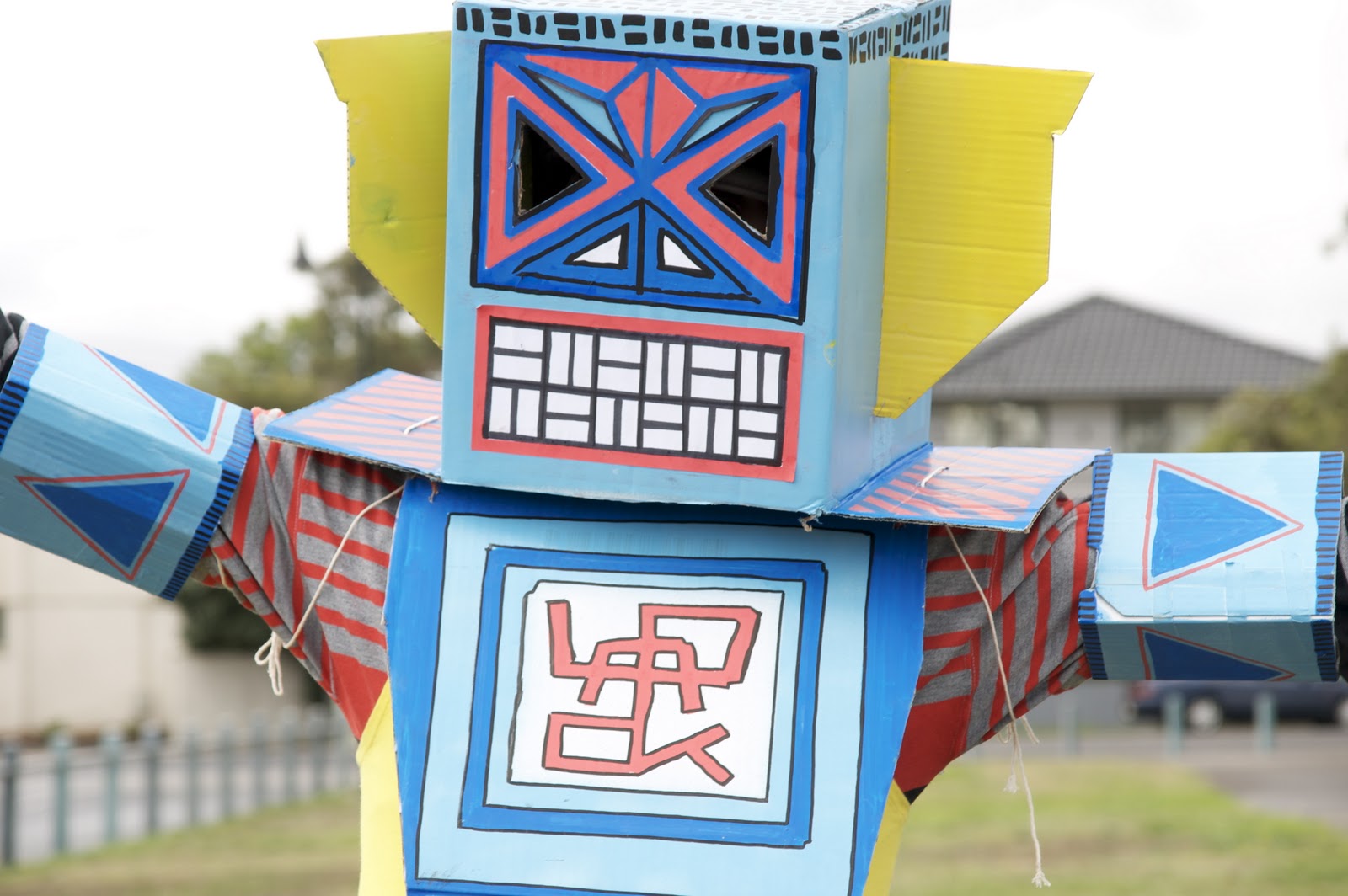 LA POK: Pok Man "The Chase"