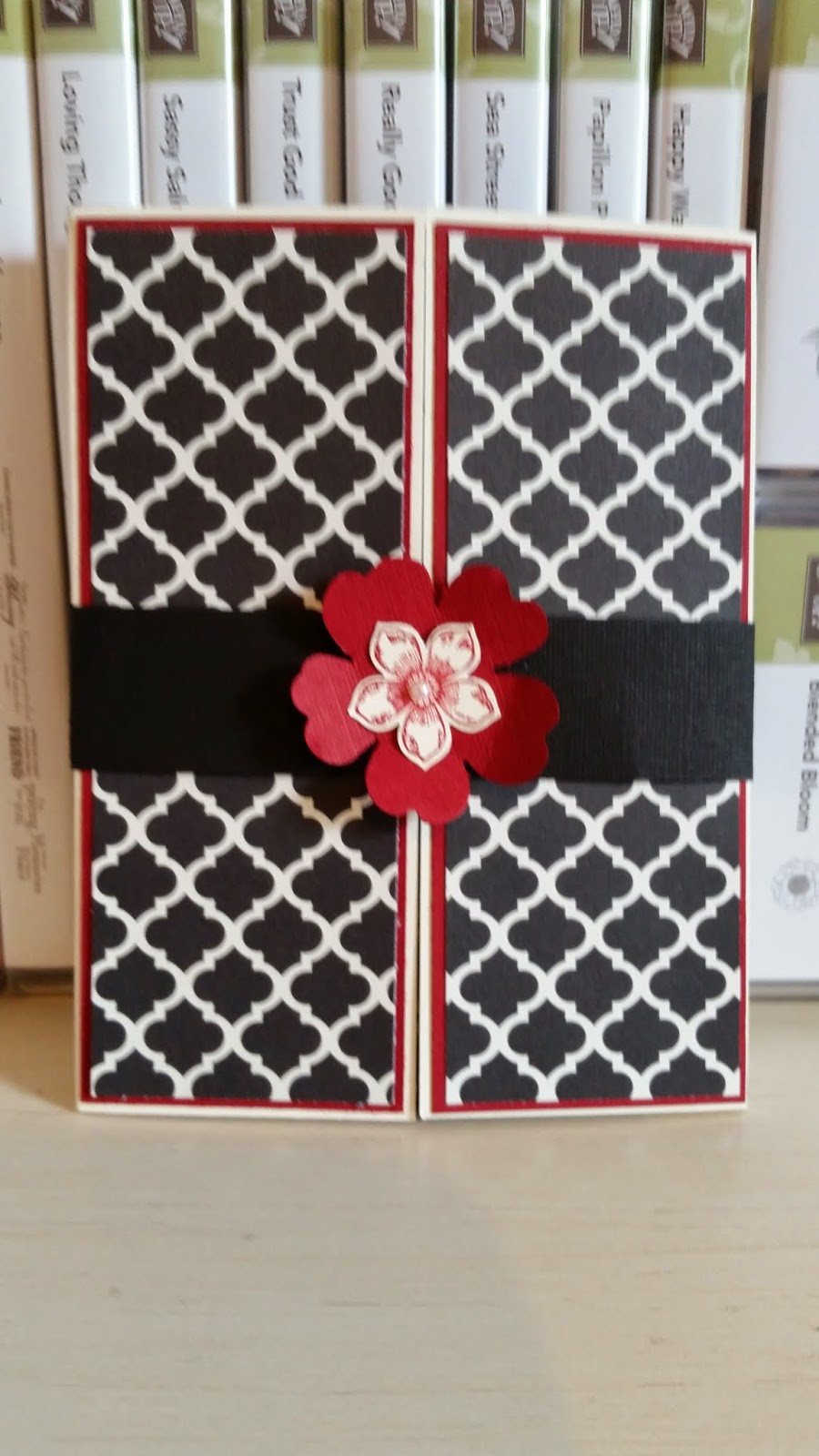 Windy's Wonderful Creations: Gatefold Shutter Card