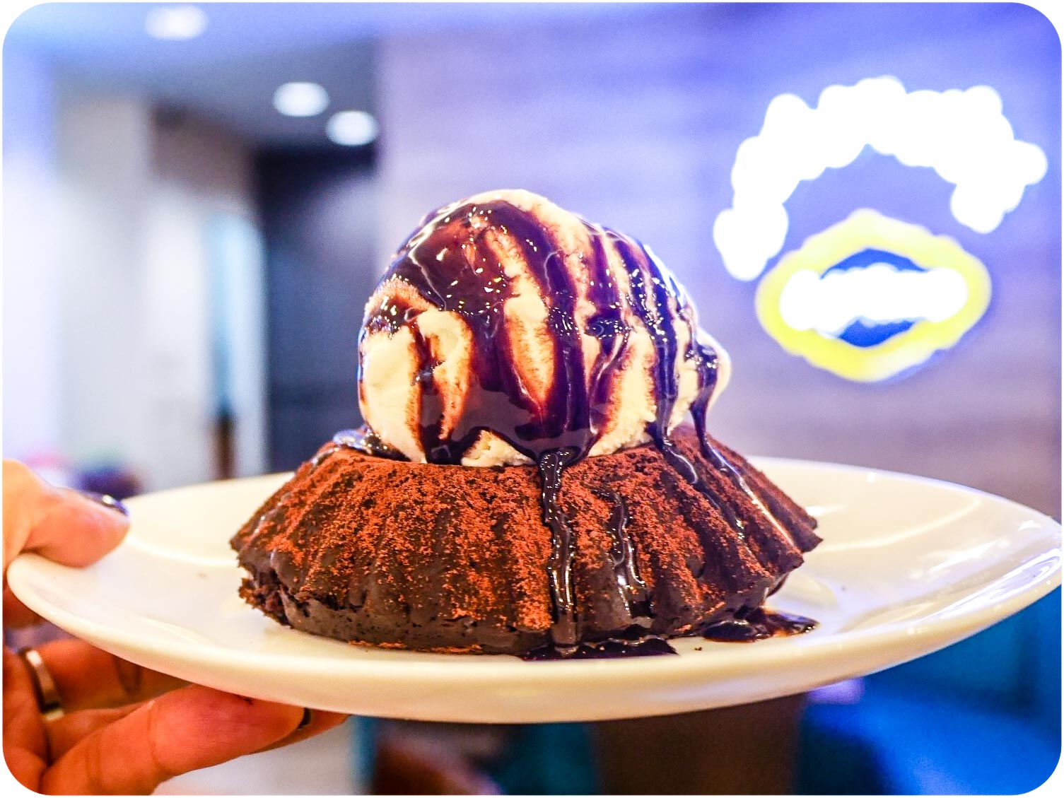 Dining | Chilling in Cafe Perene at Ayala Mall Feliz - KATOOGA