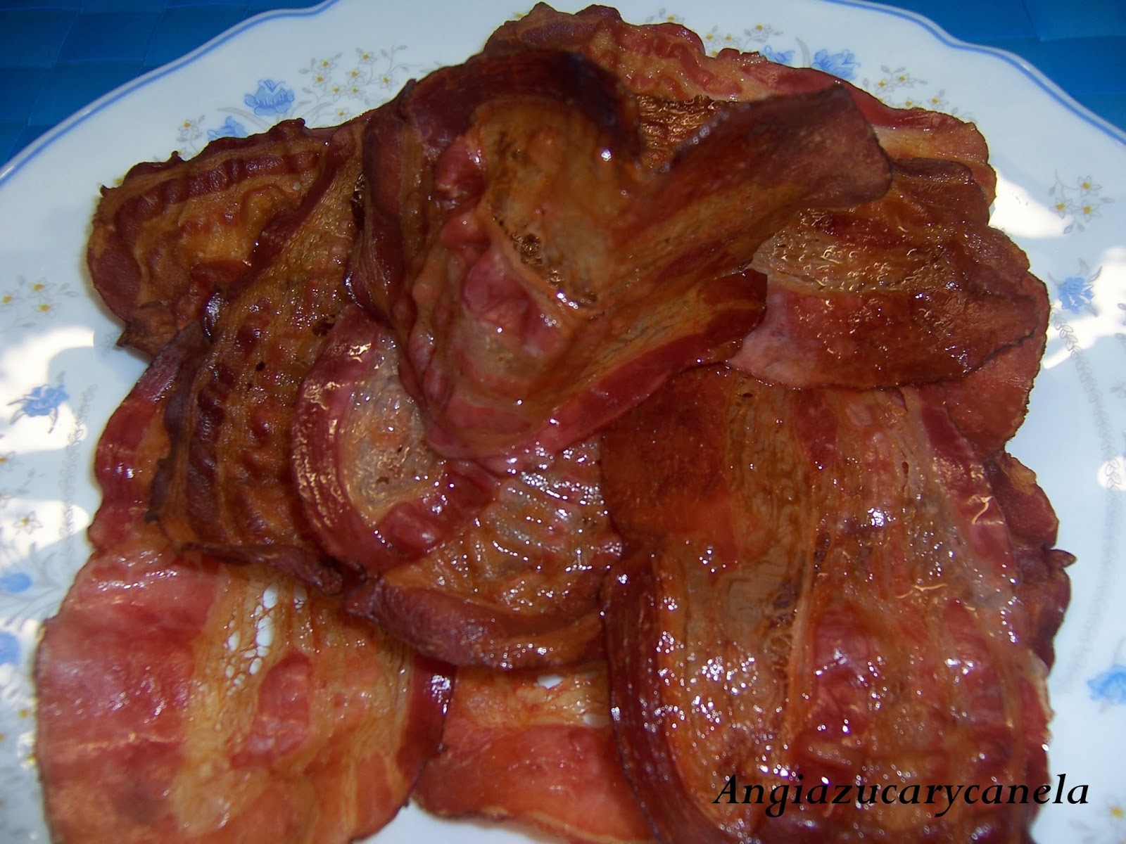 Crujiente de Beicon en microondas