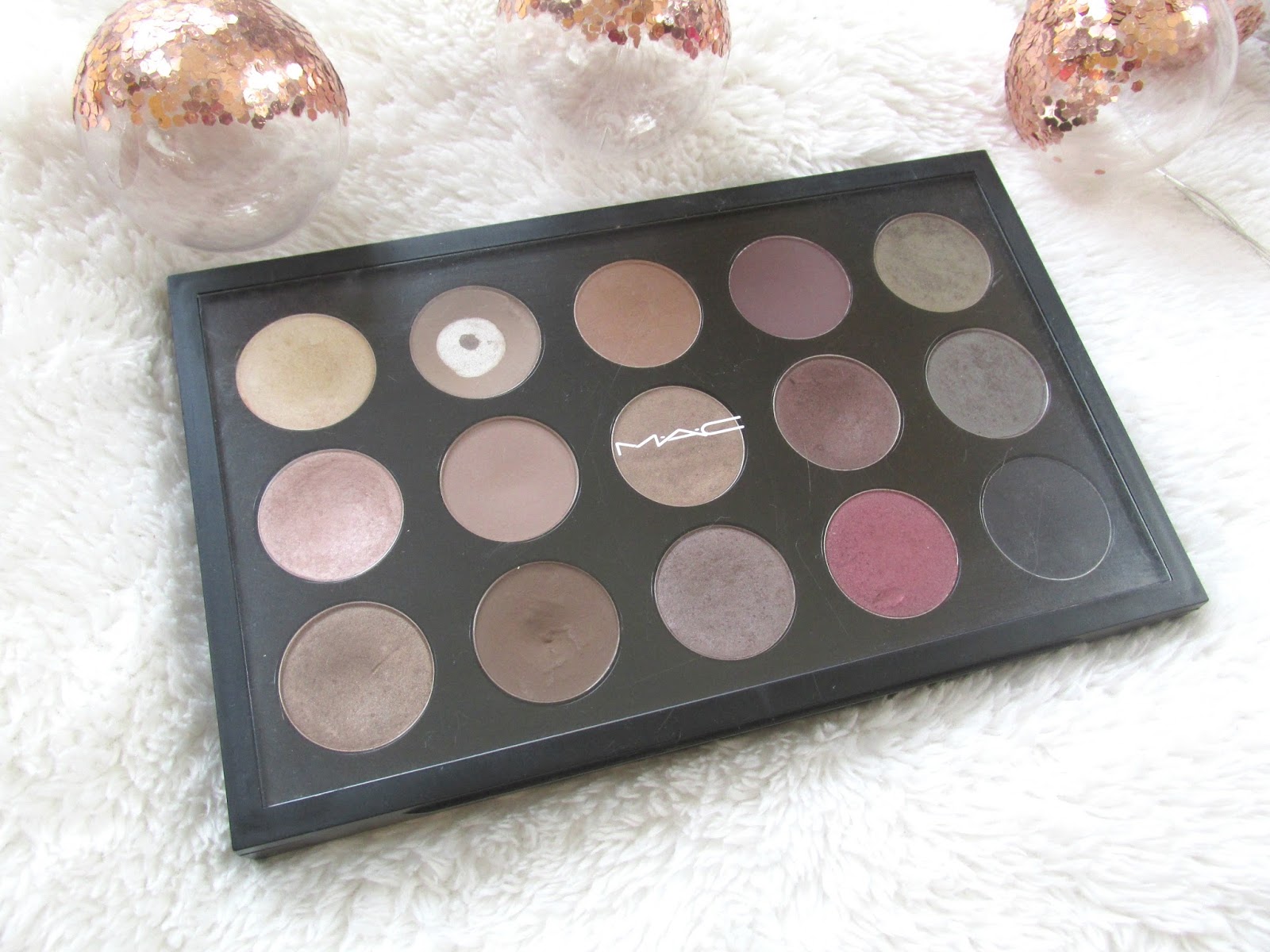 The Imperfect Beauty | Irish Beauty Blog: MAC | Custom 15 Eye Palette