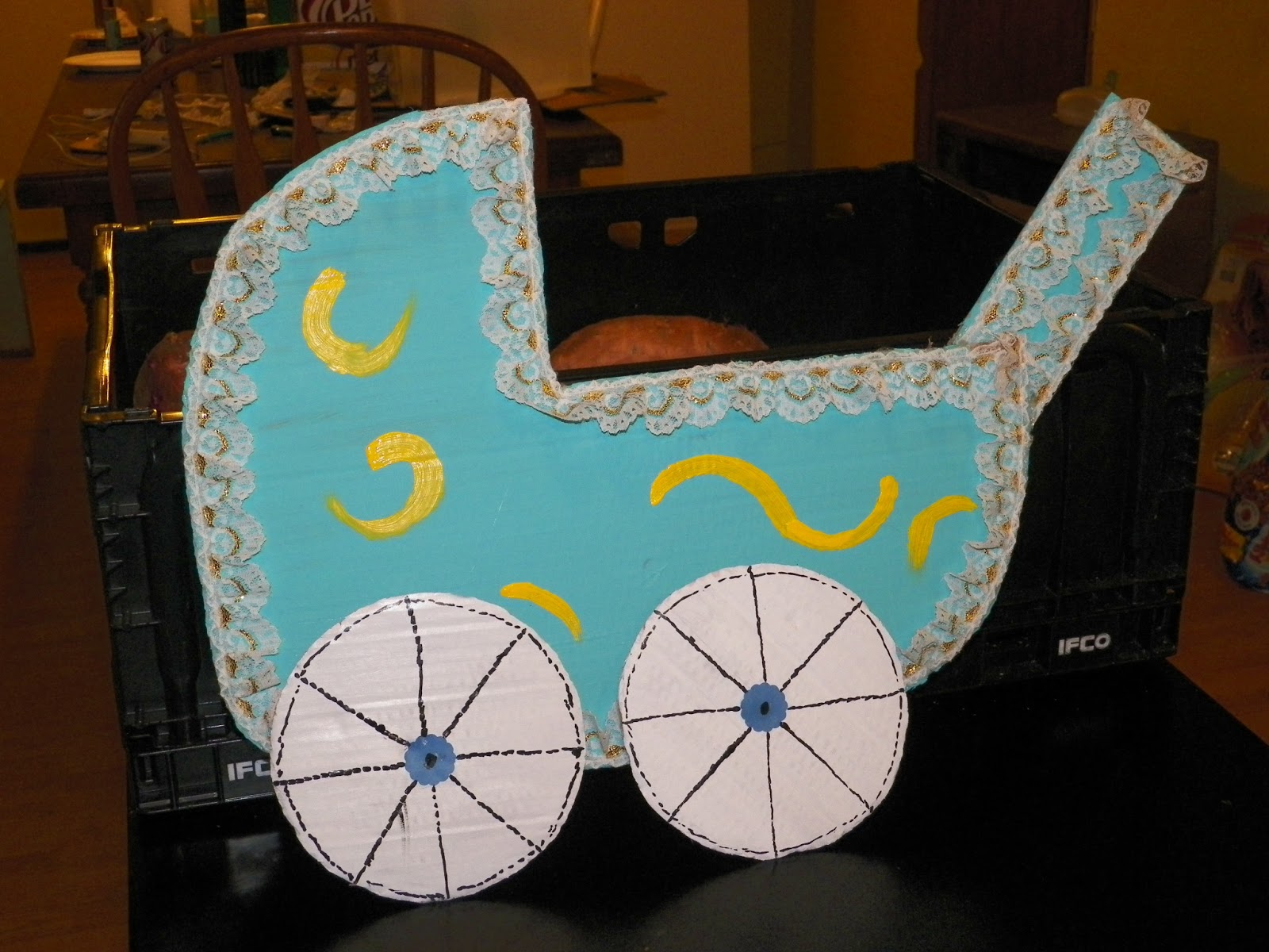 The Country Crafter: DIY Baby Carriage