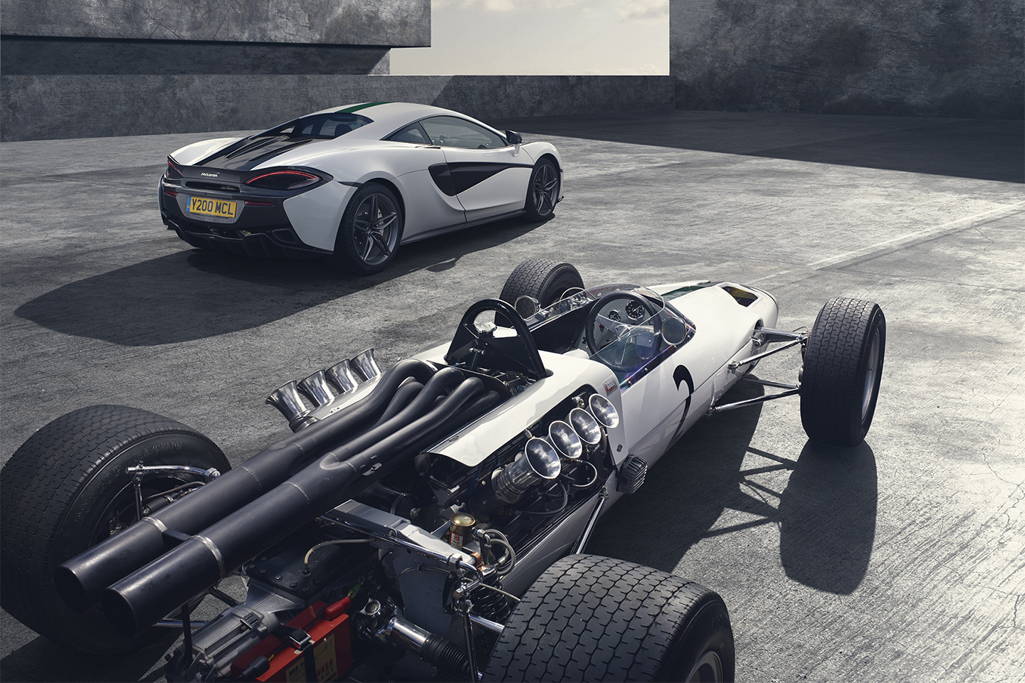 McLaren celebrating 50 years in FORMULA 1: The build process starts ...