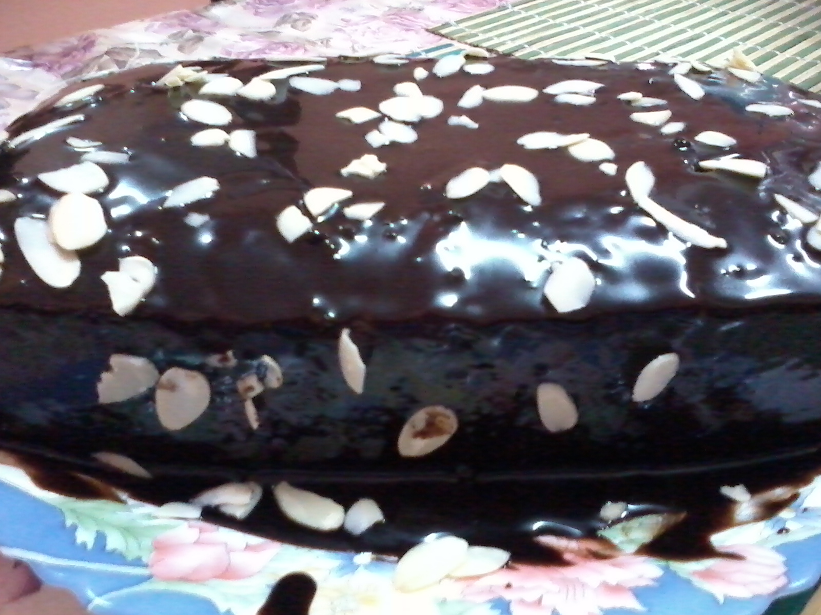 PaNdUaN FiKiRaN: Kek Coklat Moist dan Topping Coklat