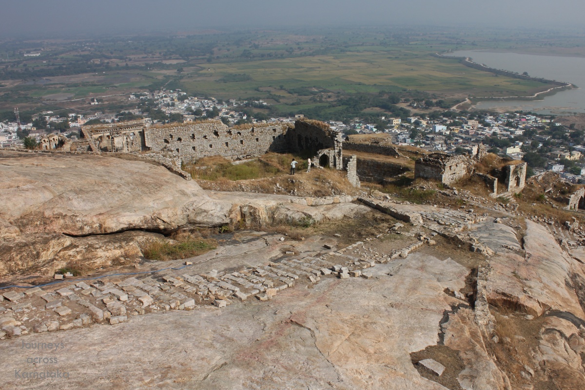 Journeys across Karnataka: Yadgiri fort - part 2