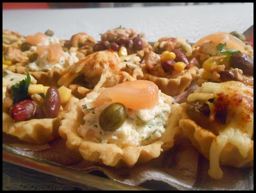 Mama Gotuje: Wytrawne kruche babeczki (z pieczarkami, z łososiem i ...