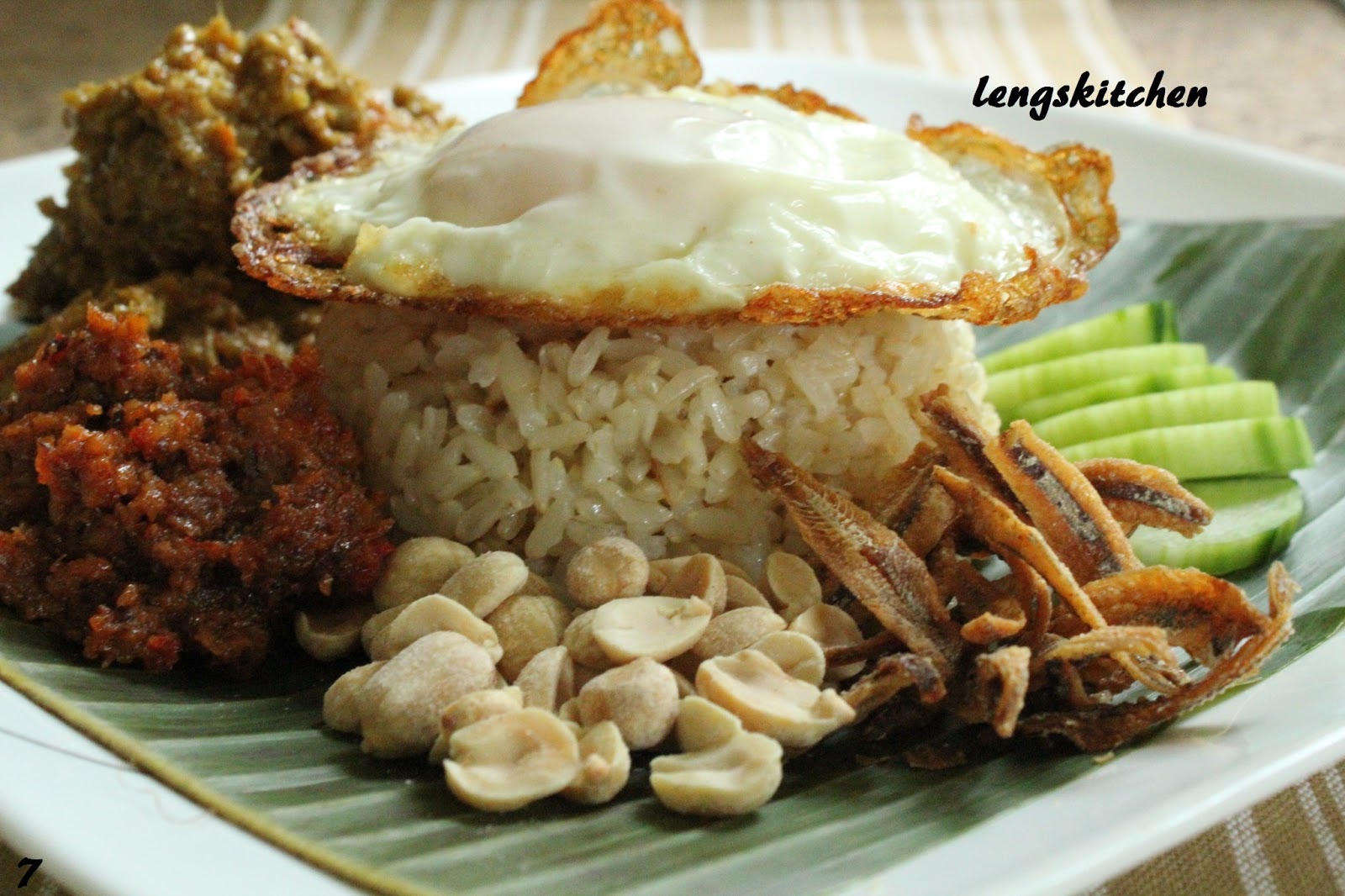 Kitchen Chaos: Nasi Lemak with Chicken Rendang