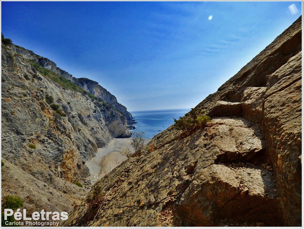 PéLetras: Parque Natural da Arrábida: Cova da Mijona e Praia do Inferno