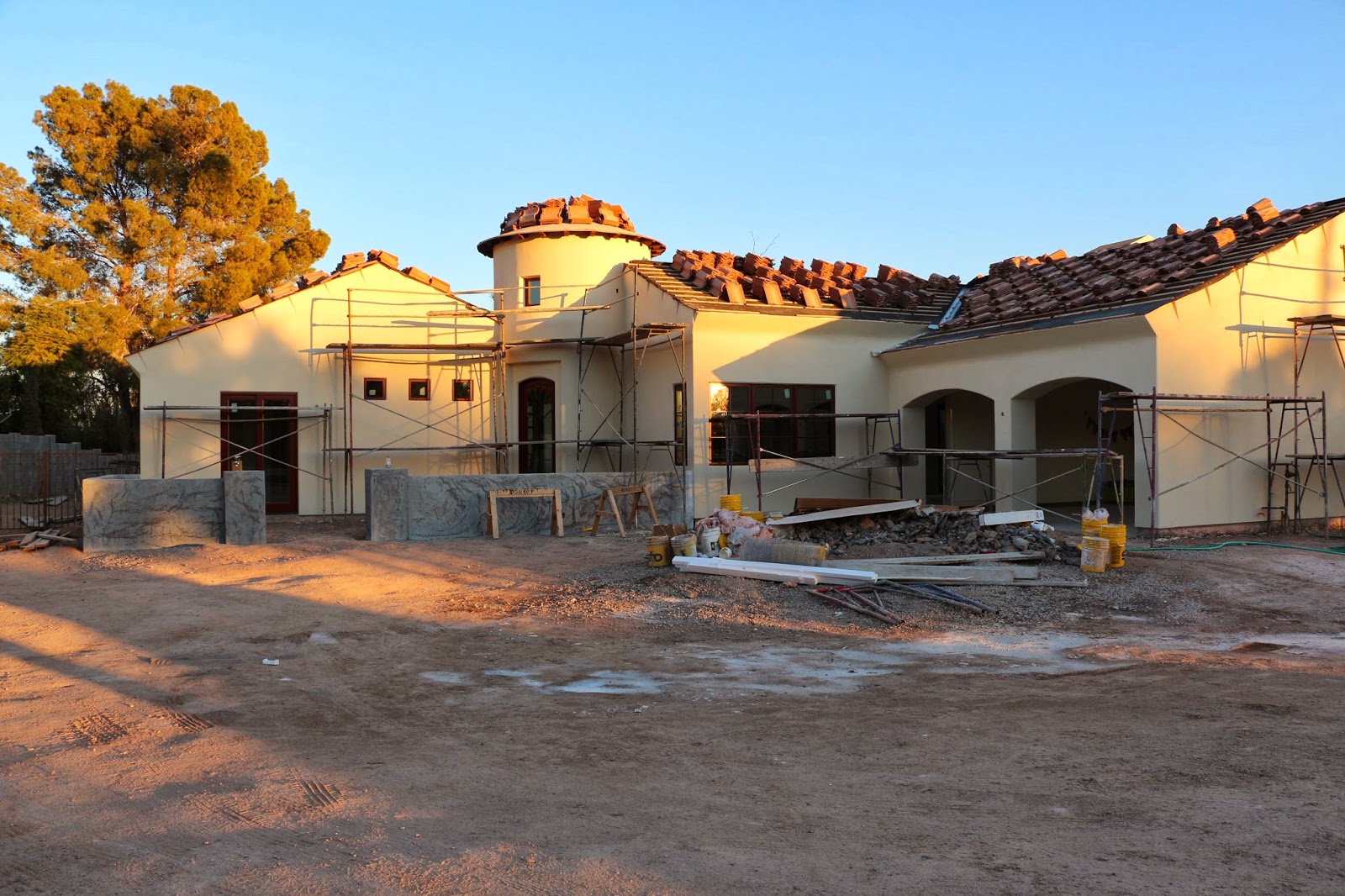 Dusty Coyote: Stucco Complete