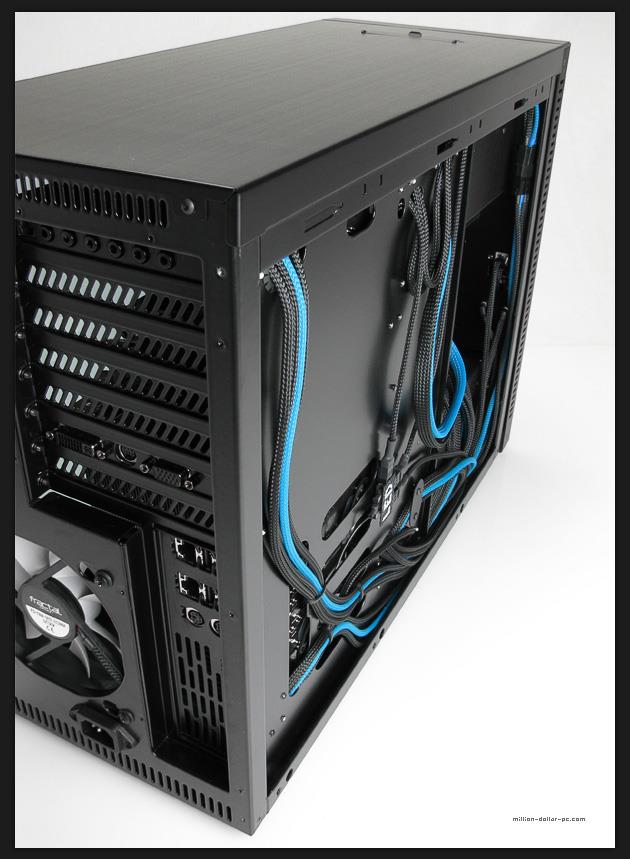 Cool Casings: Pics of some extra cool Gaming PC Casings