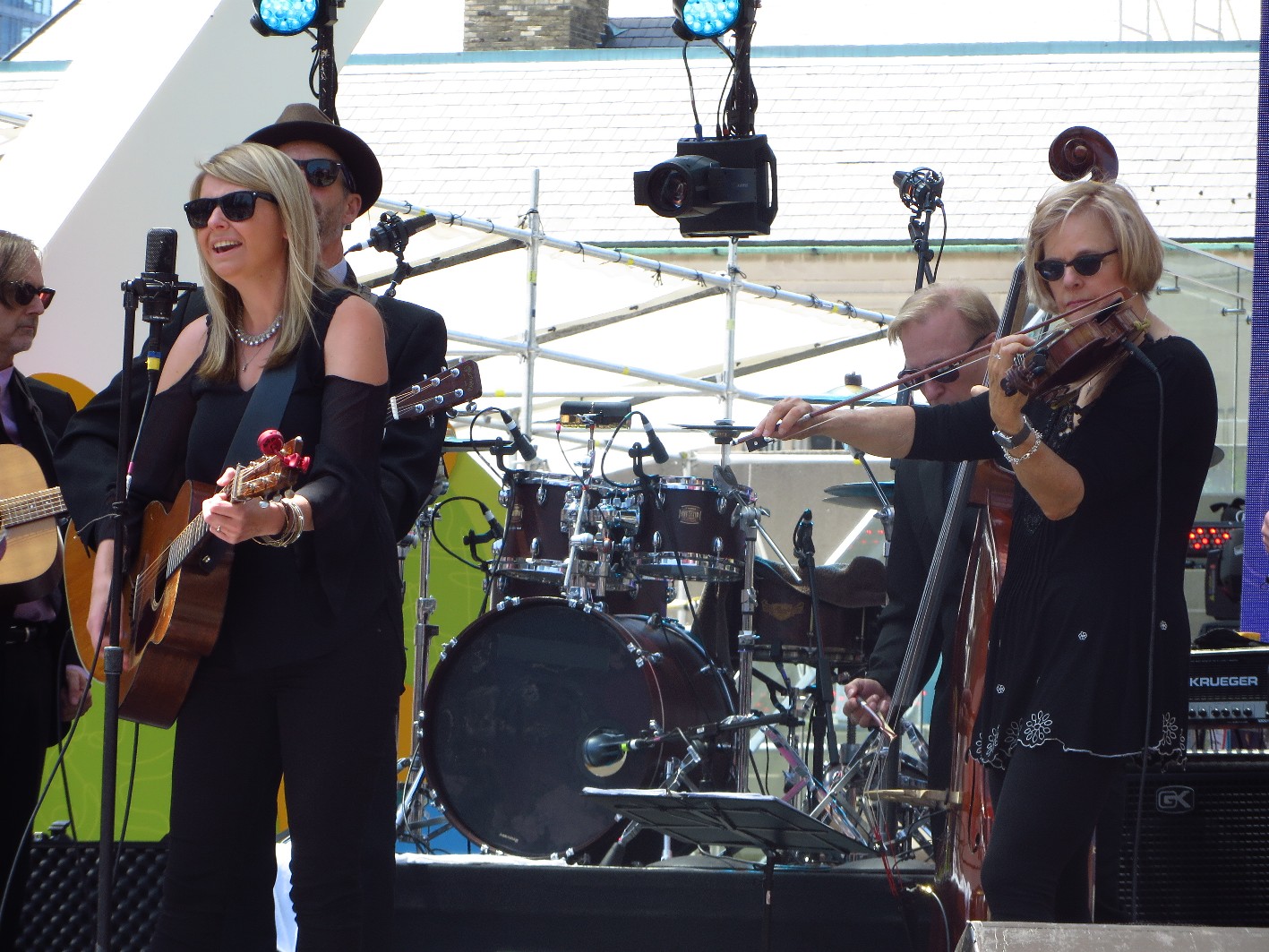 The World of Gord: The High Bar Gang at Panamania, Nathan Phillips Square