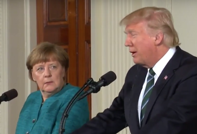 Body Language & Emotional Intelligence: Nonverbal Communication ...