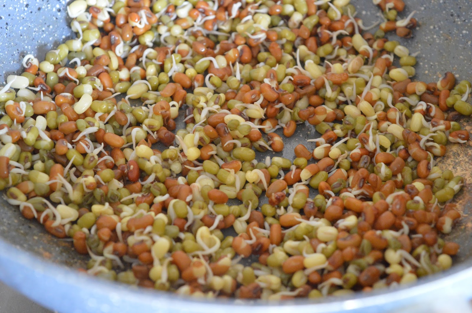 exotic-n-easy cooking: Sprouts and Peanut Salad