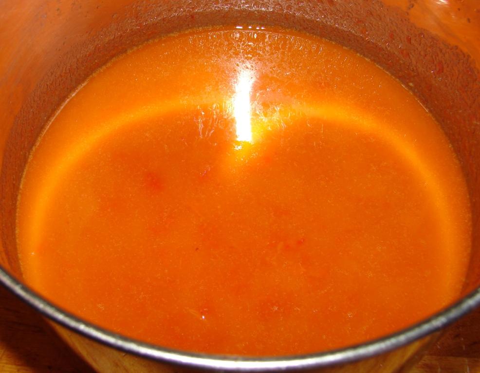 Nummy Kitchen: Fresh Pasta with Piri Piri Pepper Cream Sauce