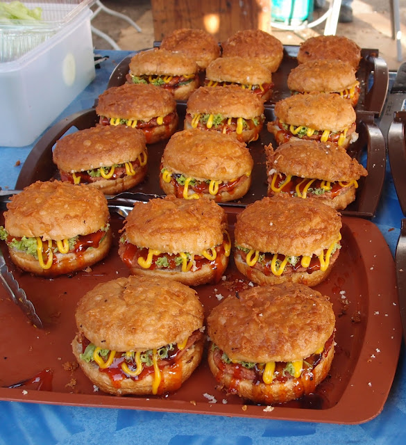 Xing Fu: BURGER GORENG PATTY