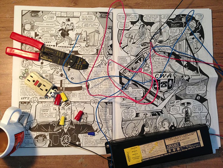 Zettwoch's Suitcase: Communications Work / Smoke Signal Comic